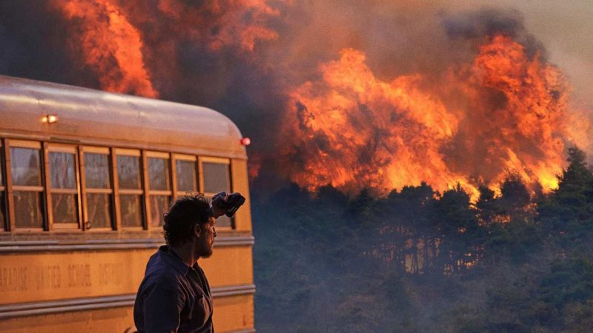 Netflix-Tipp: 'The Lost Bus' für 'Cortafuego'-Fans - Score11